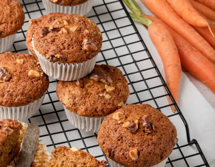 Przepis na mufinki marchewkowe z orzechami włoskimi